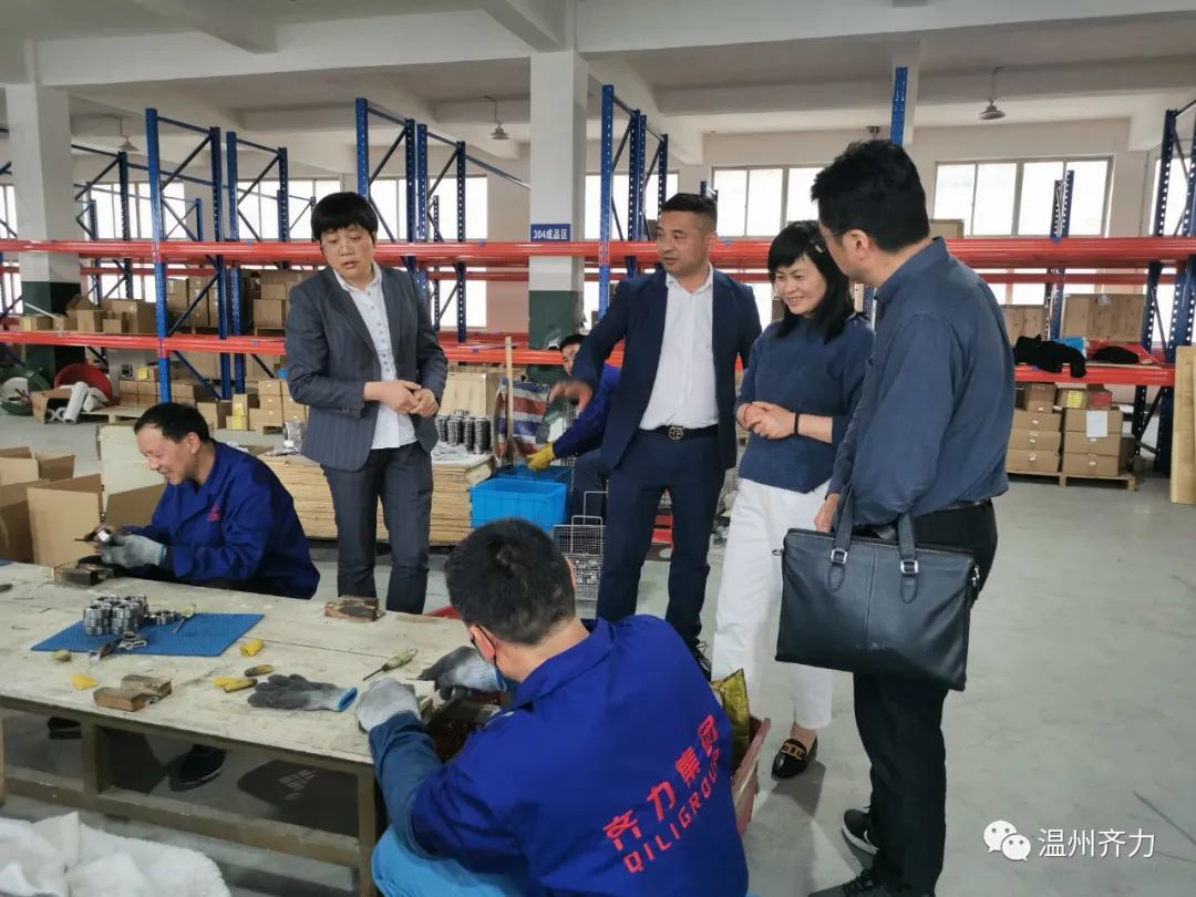 Mayor of Huaining County, Anhui Province and Deputy Director of ...